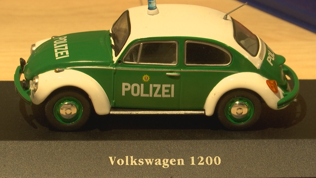 Unieke autootjes- expo in Speelgoedmuseum | RTV