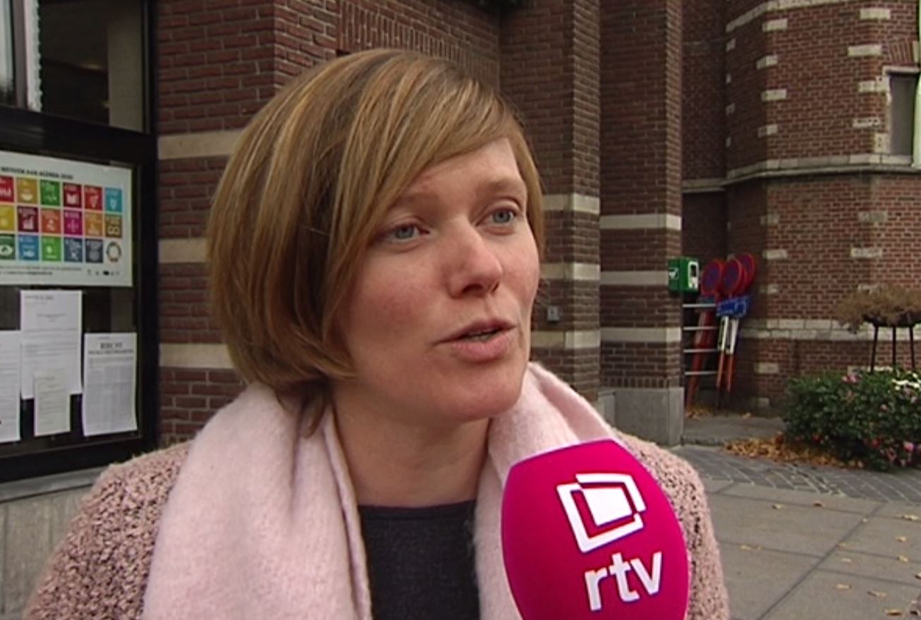 Tinne Rombouts (CD&V) komt luisteren naar bezorgdheden in Laakdal | RTV