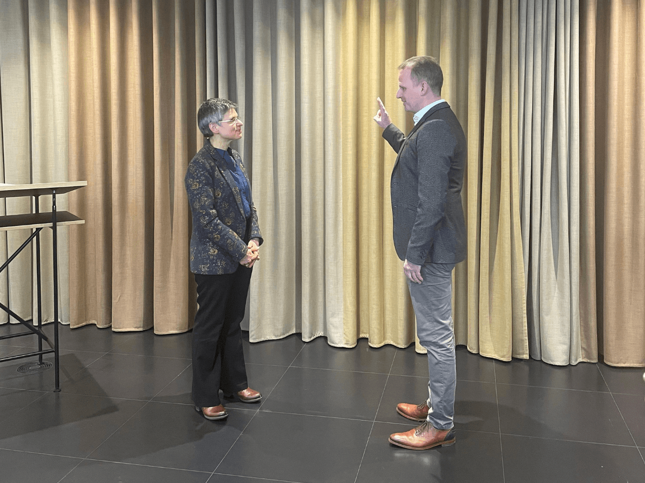 Na alle politieke heisa: Philip Loots legt eed af als burgemeester van ...