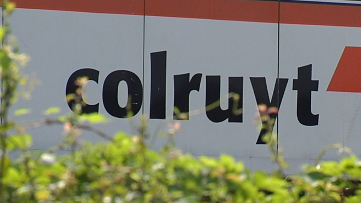 Colruyt opent vernieuwde winkel in Vosselaar | RTV