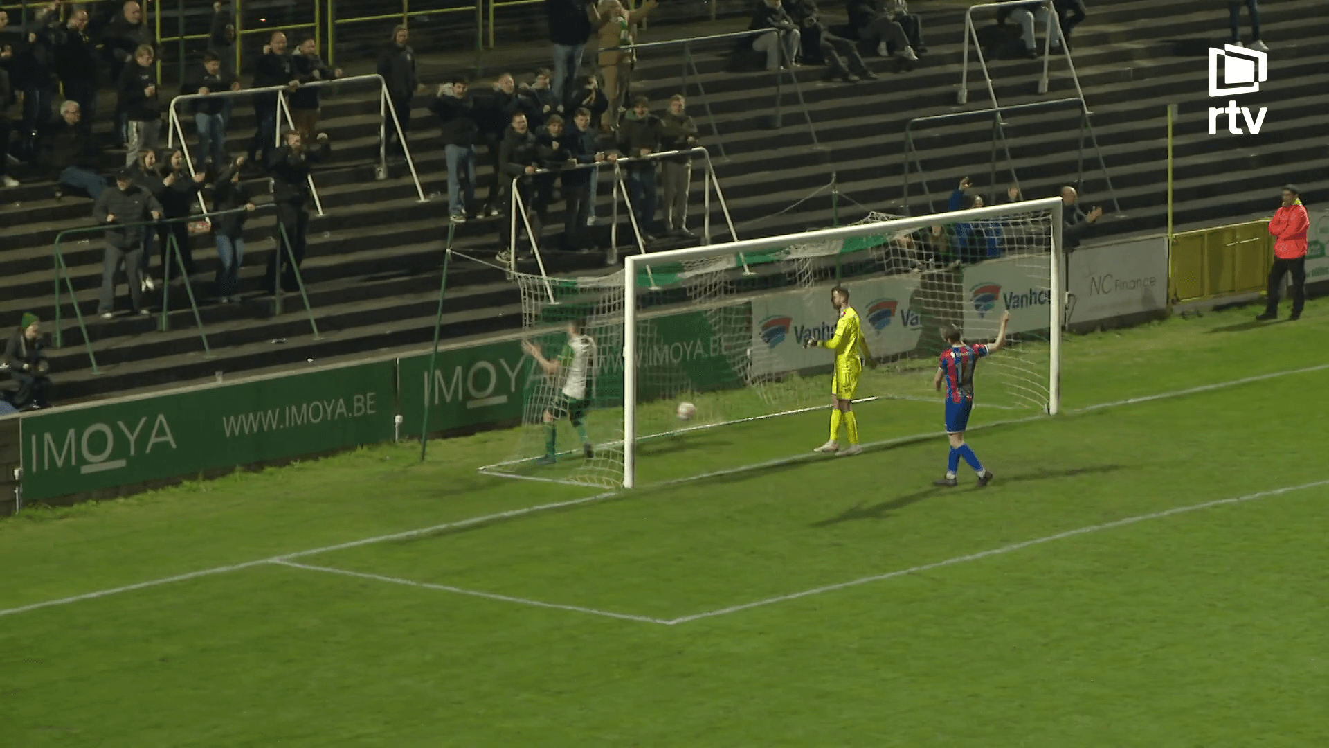 RC Mechelen klopt Londerzeel met kleinste verschil | RTV