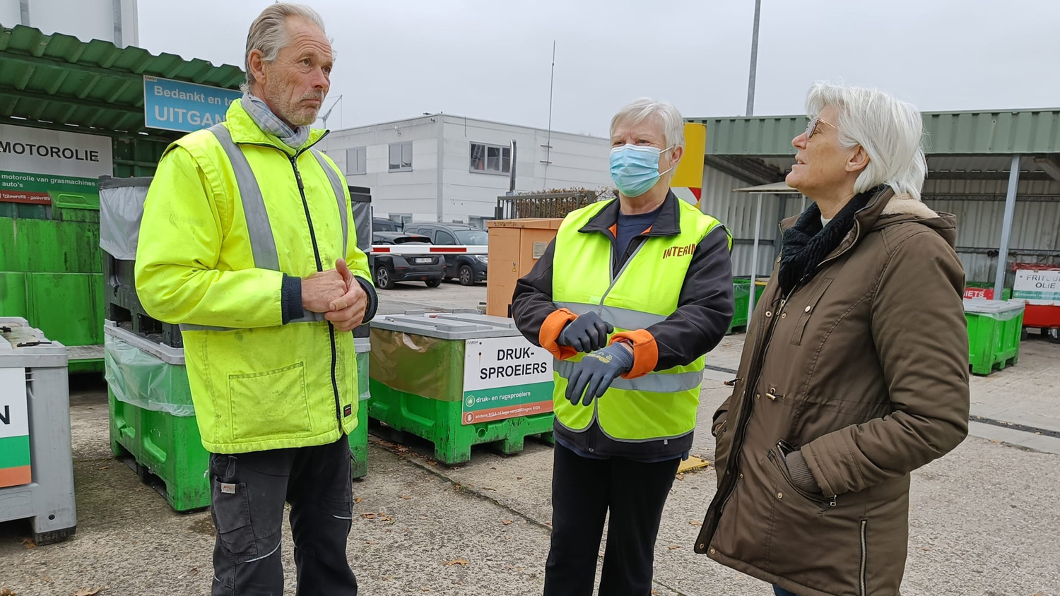 Van het gemeentehuis naar het containerpark | RTV