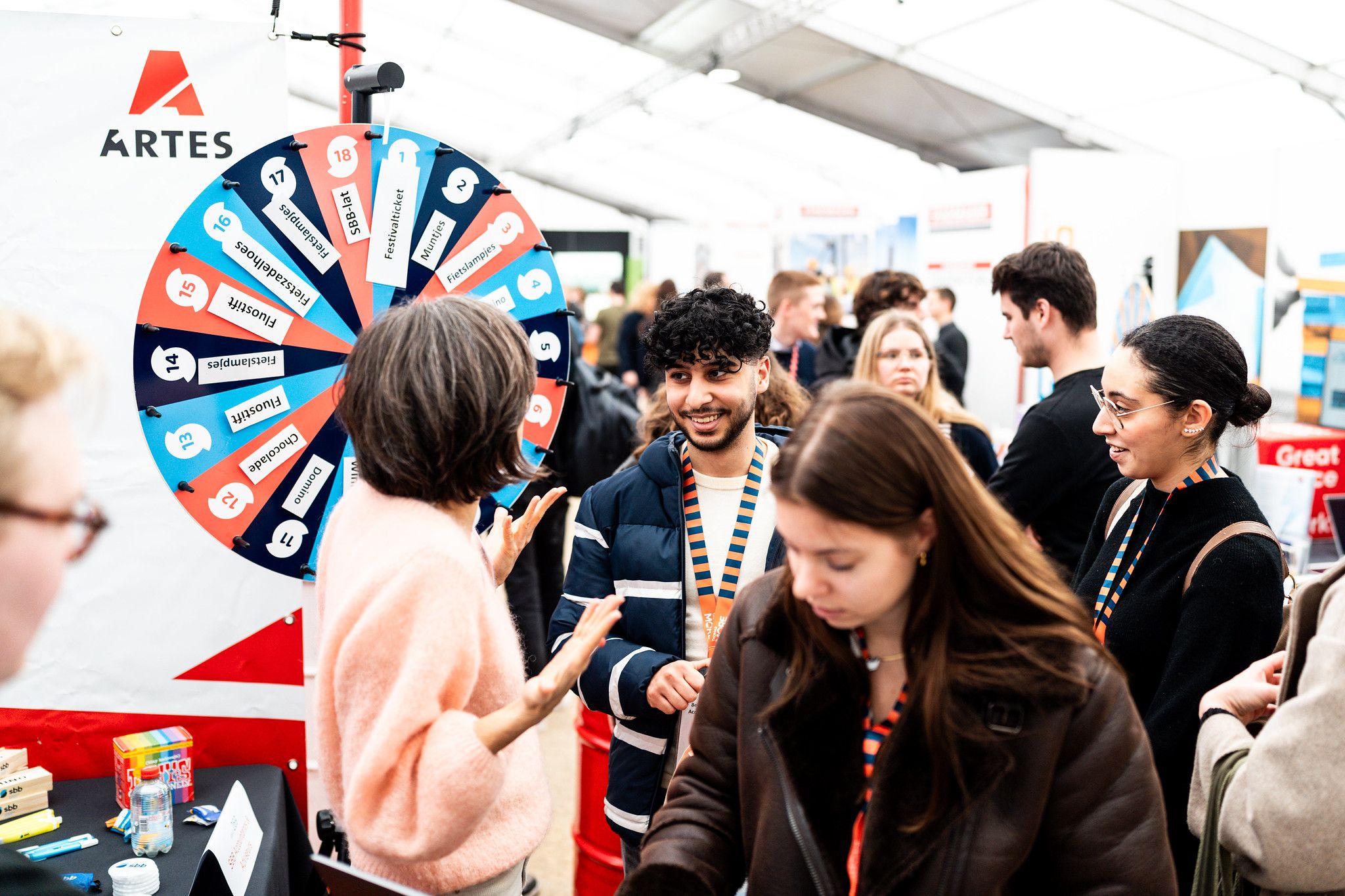 1.000 studenten van Thomas More maken kennis met mogelijke werkplek op ...