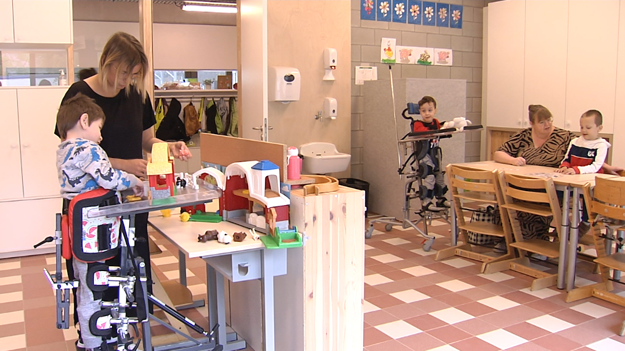 Na kwarteeuw in containers: eindelijk nieuwbouw voor VIBO De Brem | RTV