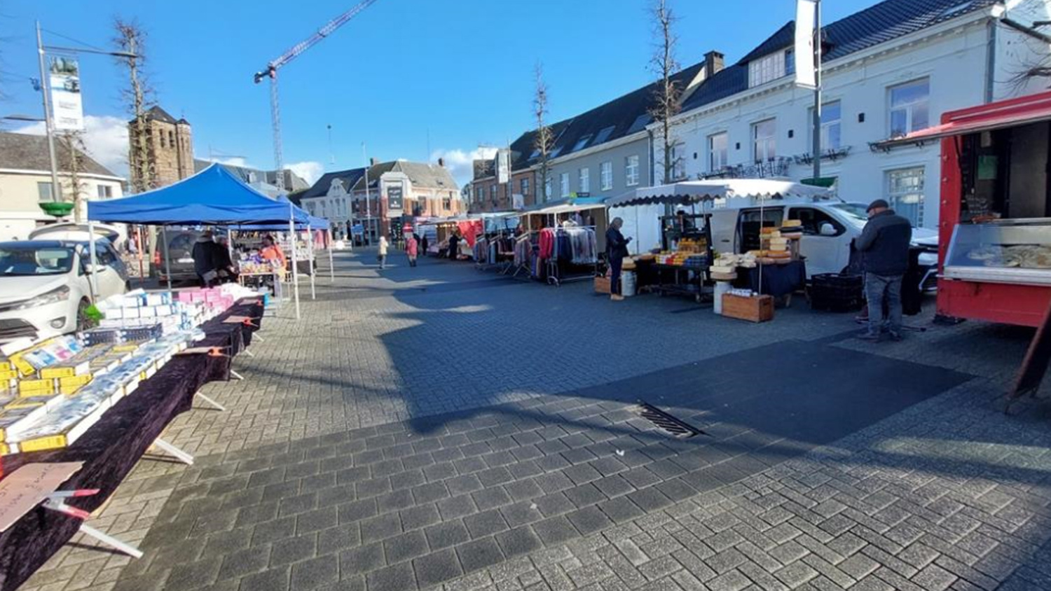 Vandaag geen markt in Balen: marktkramers willen niet komen door hitte ...