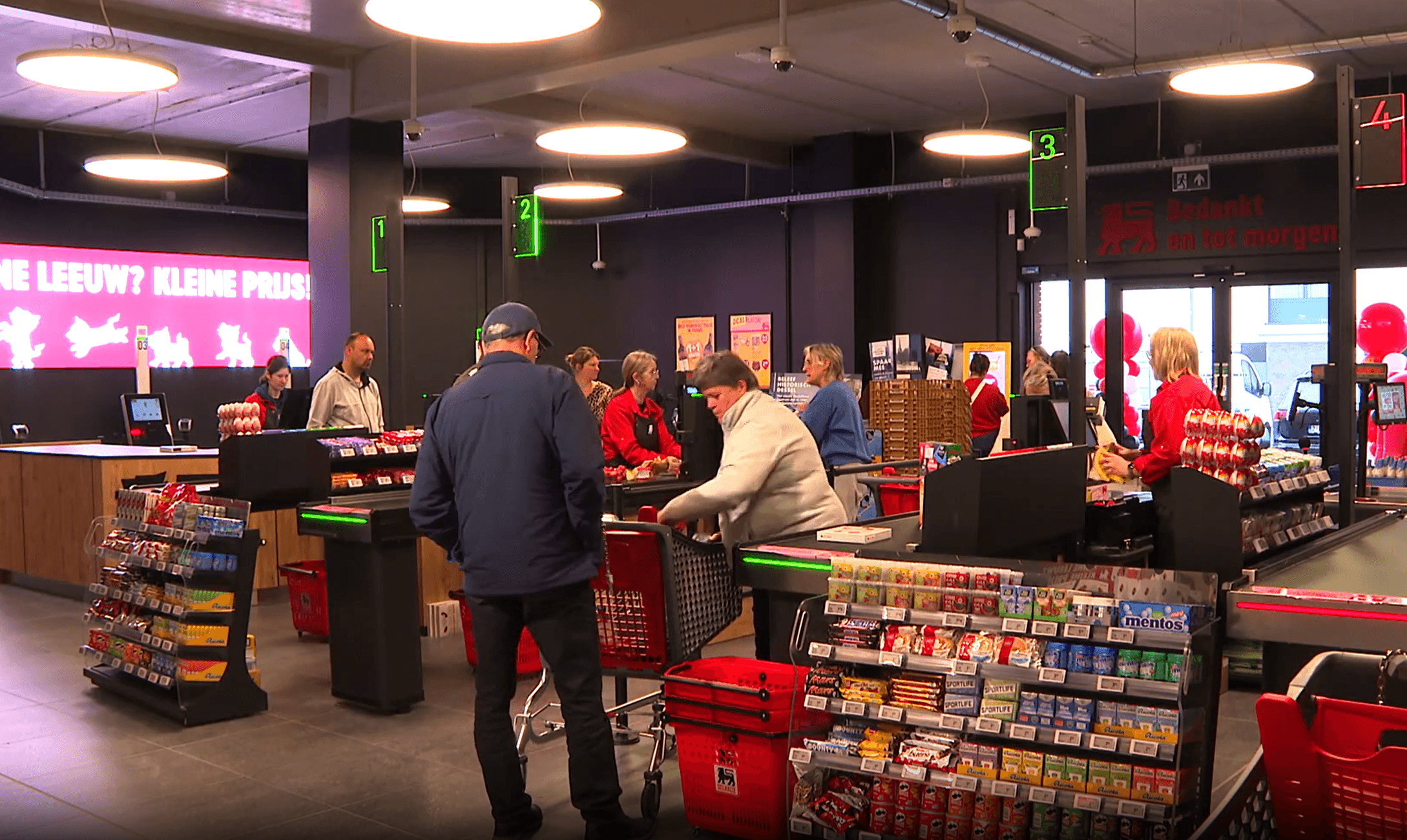 Dessel heeft na twee jaar opnieuw een Delhaize, of zeg maar ...