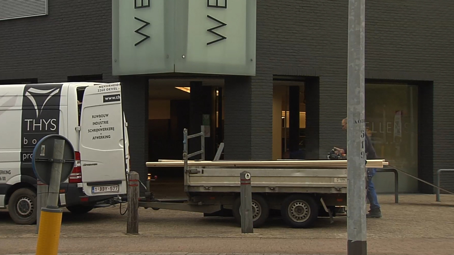 Dure merkkledij gestolen bij Wellens in Herentals | RTV