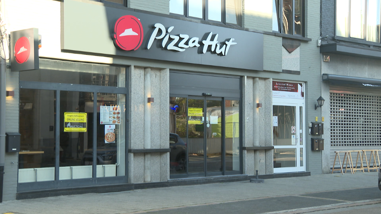Overdaad aan pizzarestaurants eist slachtoffer: Pizza Hut failliet | RTV