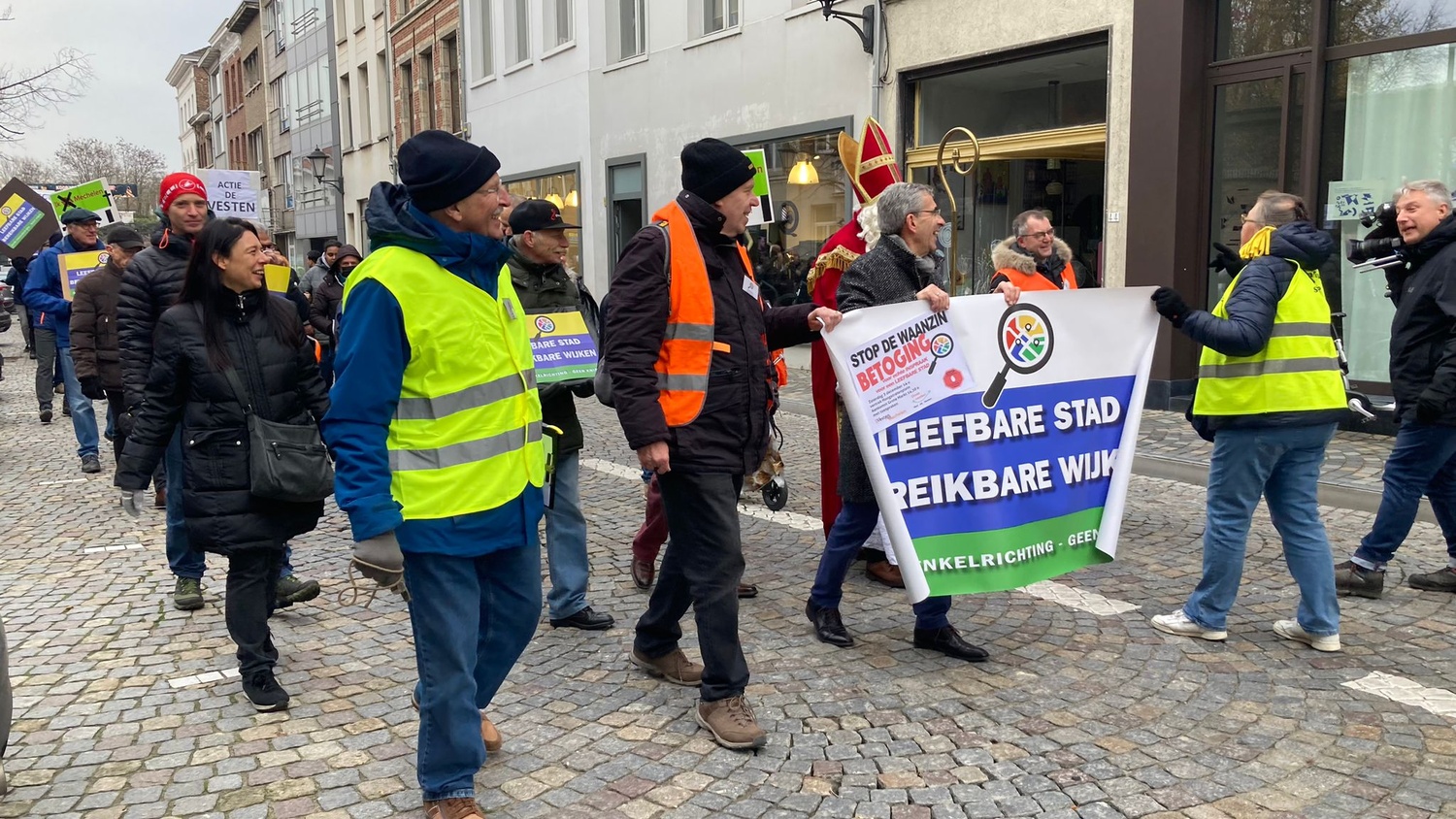 Opnieuw protest tegen de Nieuwe Vesten: "We blijven vechten" | RTV