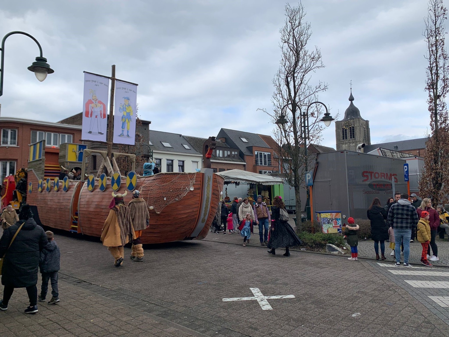 Huirtuit maakt zich op voor Peer Stoet | RTV