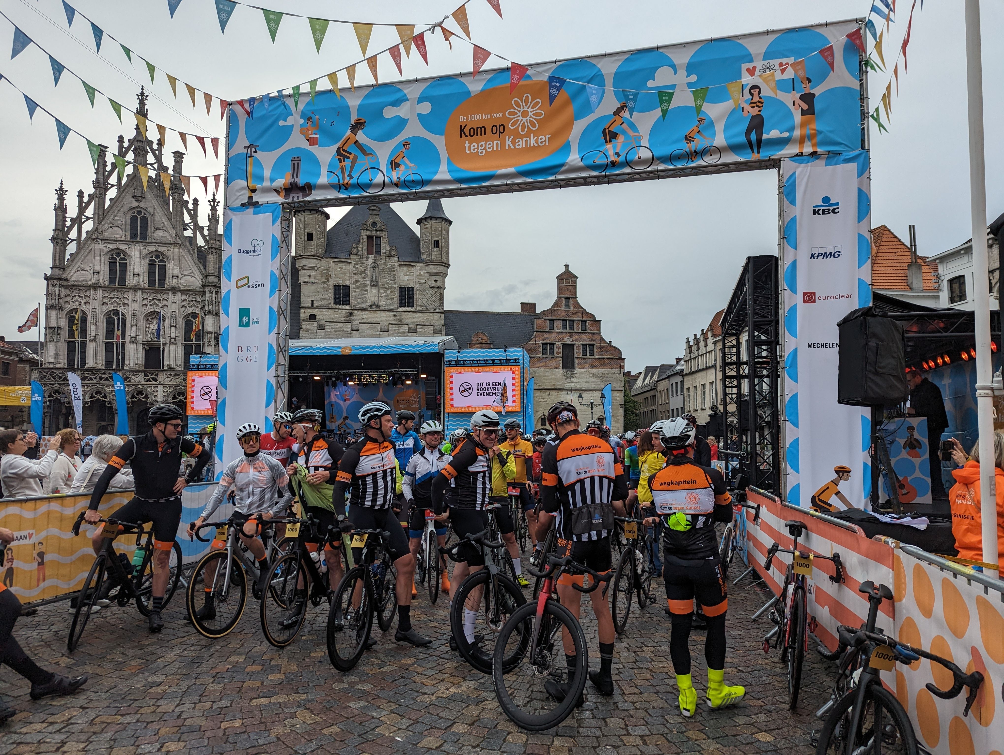 Veertiende editie van de 1000 kilometer voor Kom op tegen Kanker ...