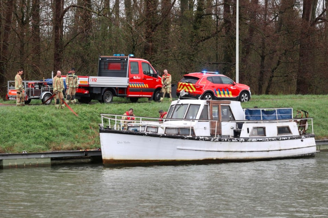 Boot maakt water in Lier | RTV