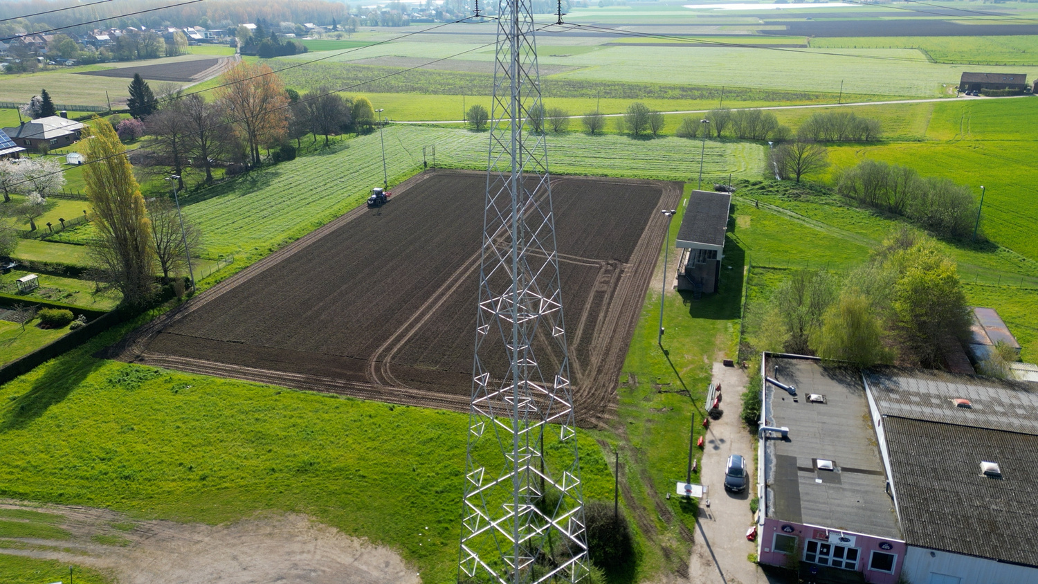 VC Leest krijgt volledig nieuw sportcomplex, eerste spade in de grond ...