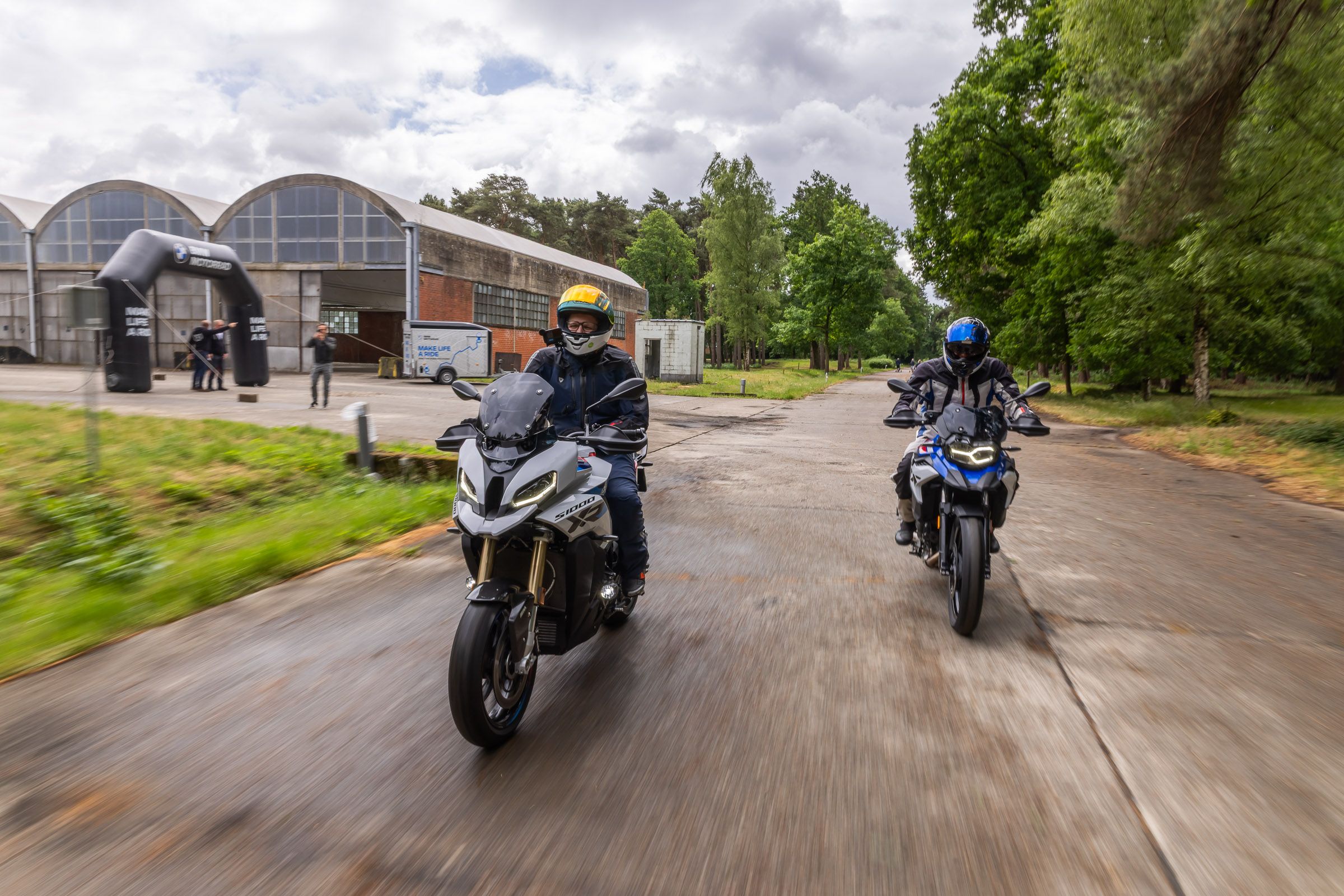 Grootste motorevenement van het land strijkt neer op domein Witbos in ...
