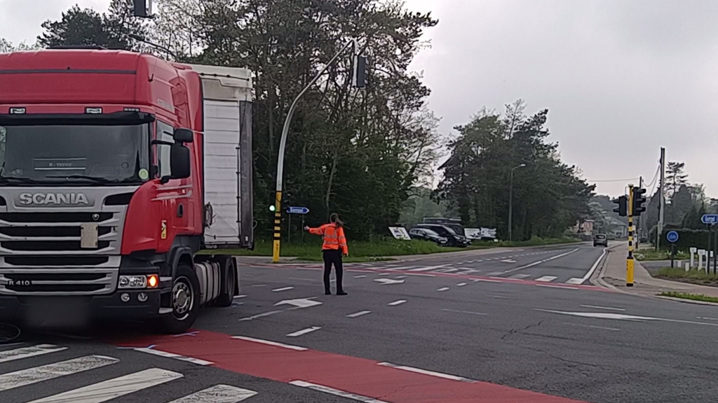 Gevaarlijk kruispunt Balen wordt conflictvrij | RTV