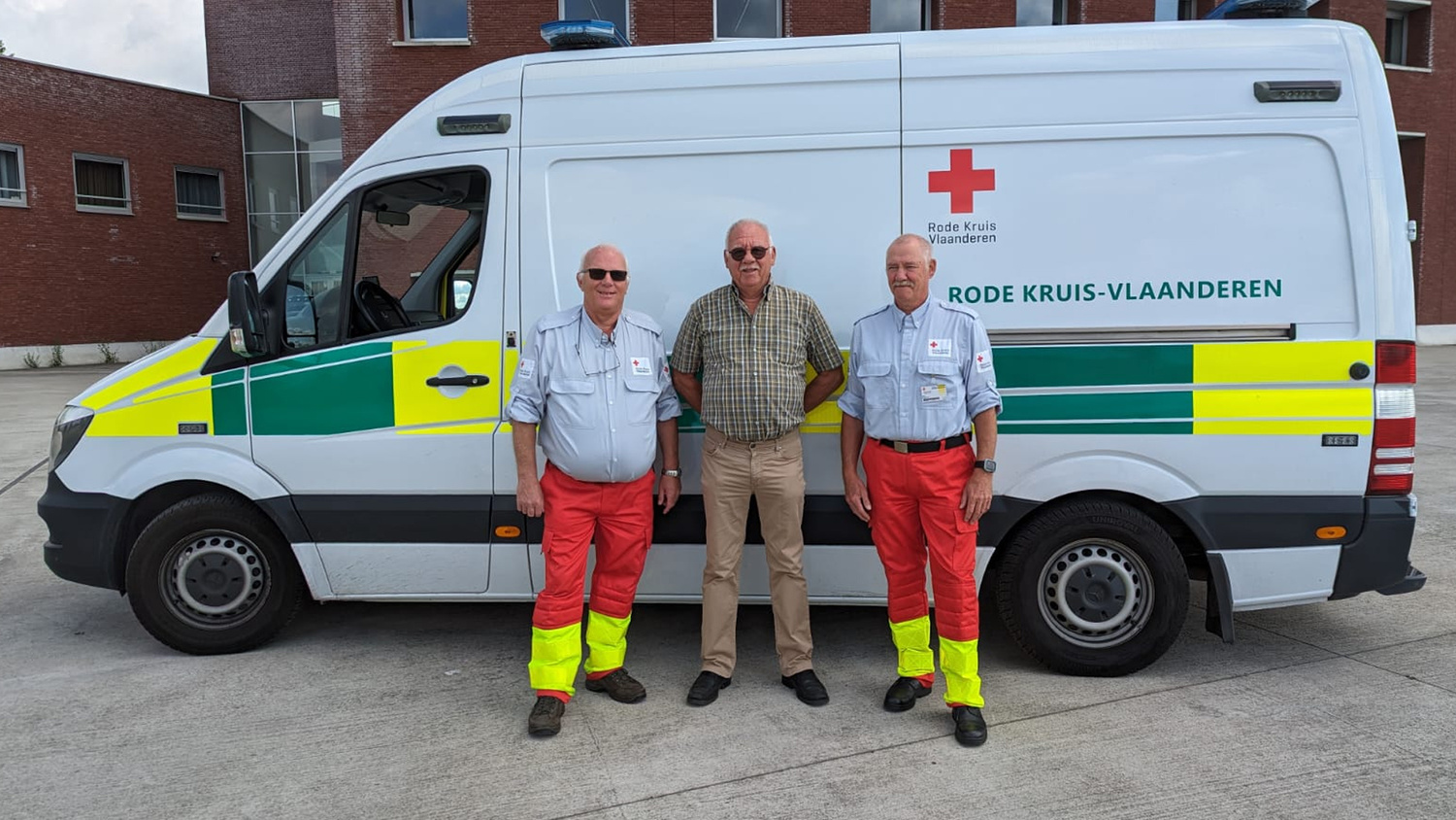 Rode Kruis Duffel-Sint-Katelijne-Waver mag deelnemen aan defilé in ...