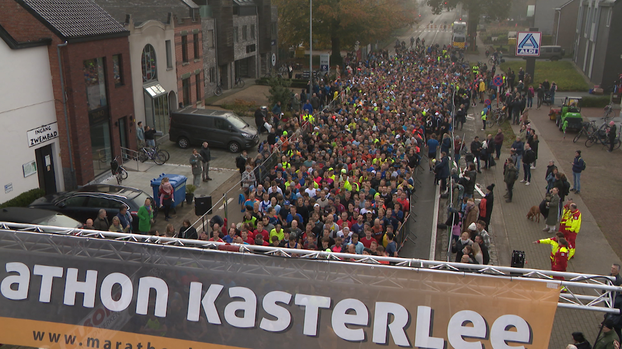 1500 deelnemers trotseren modderig parcours op marathon van Kasterlee | RTV