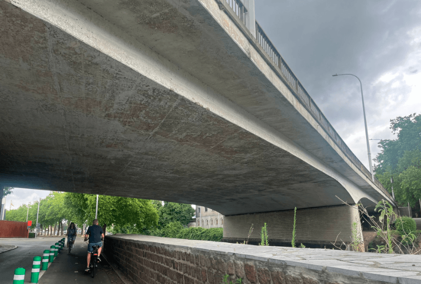 Vlaamse Waterweg renoveert vanaf eind augustus Winketbrug: "Brug in ...