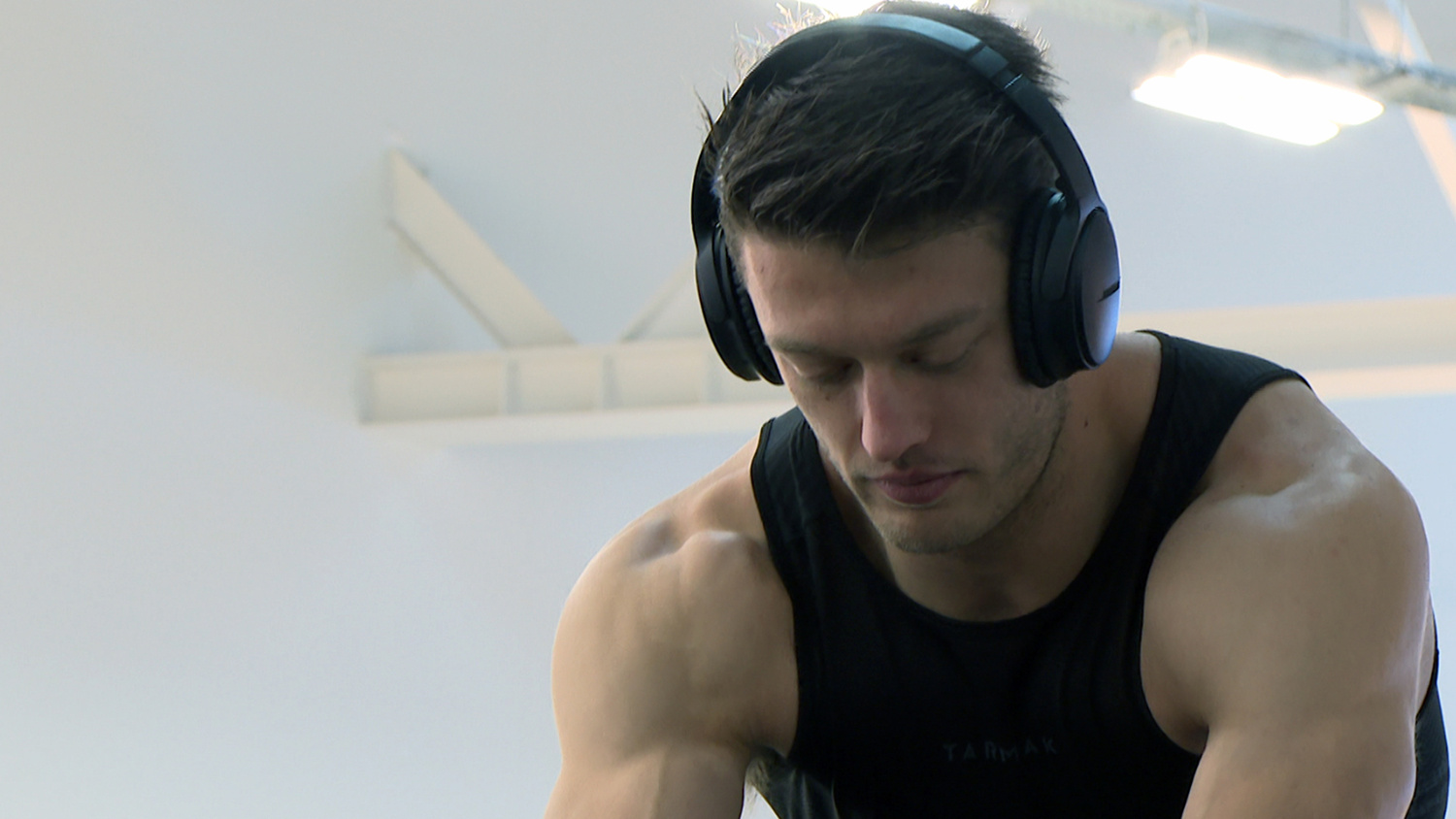 Mathijs Verhoeven wil wedstrijdritme opdoen in baanwielrennen | RTV