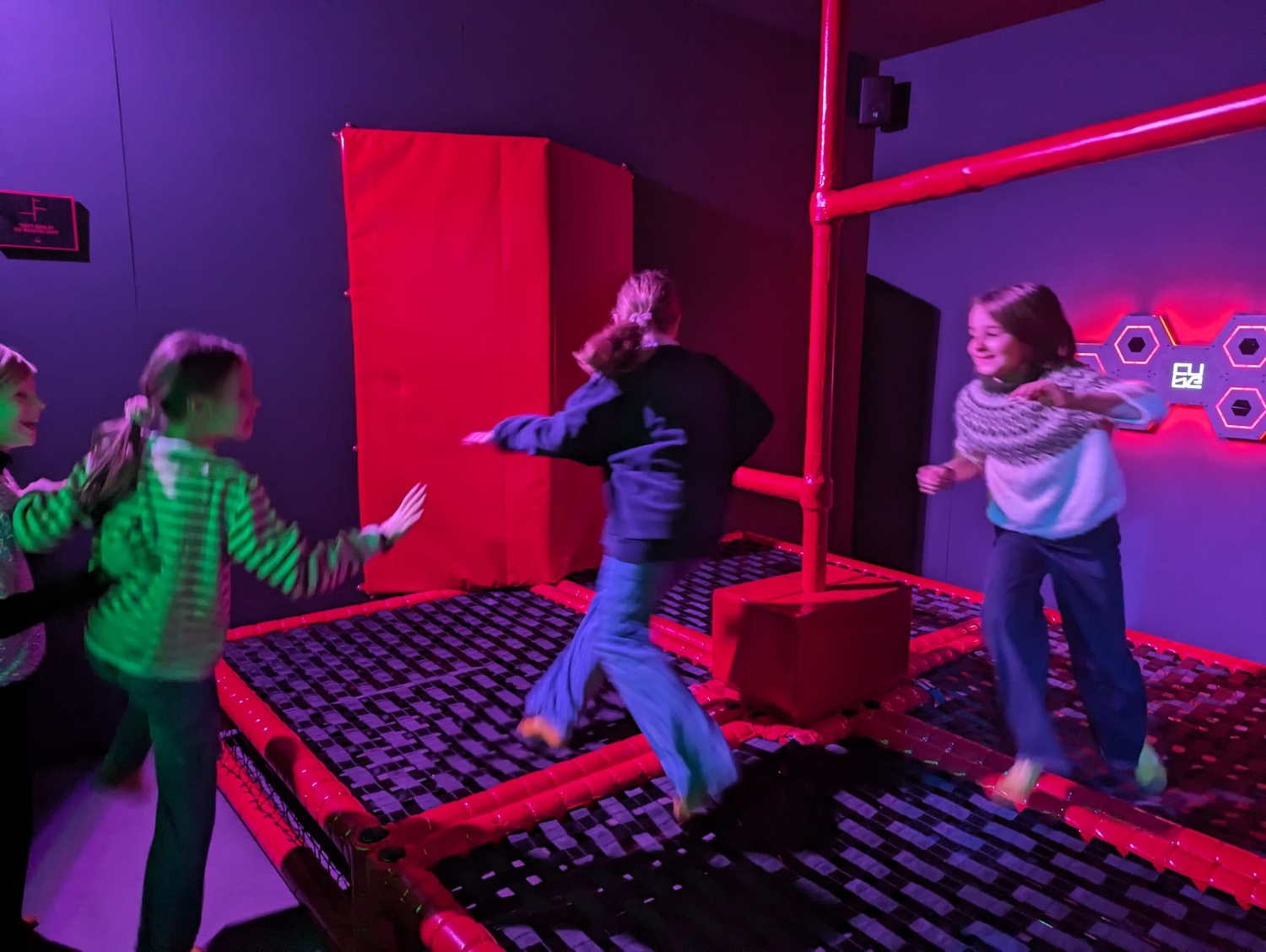 Cube Challenges nieuwste attractie in funpark: "Een beetje zoals Fort ...