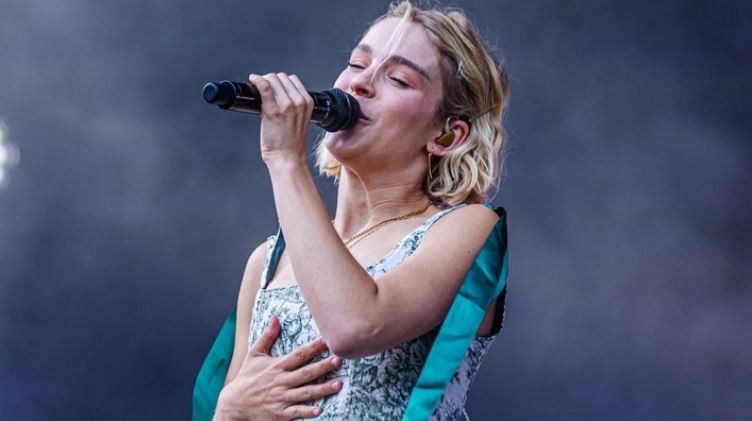 Pommelien Thijs staat deze zomer op het Nederlandse festival Pinkpop | RTV