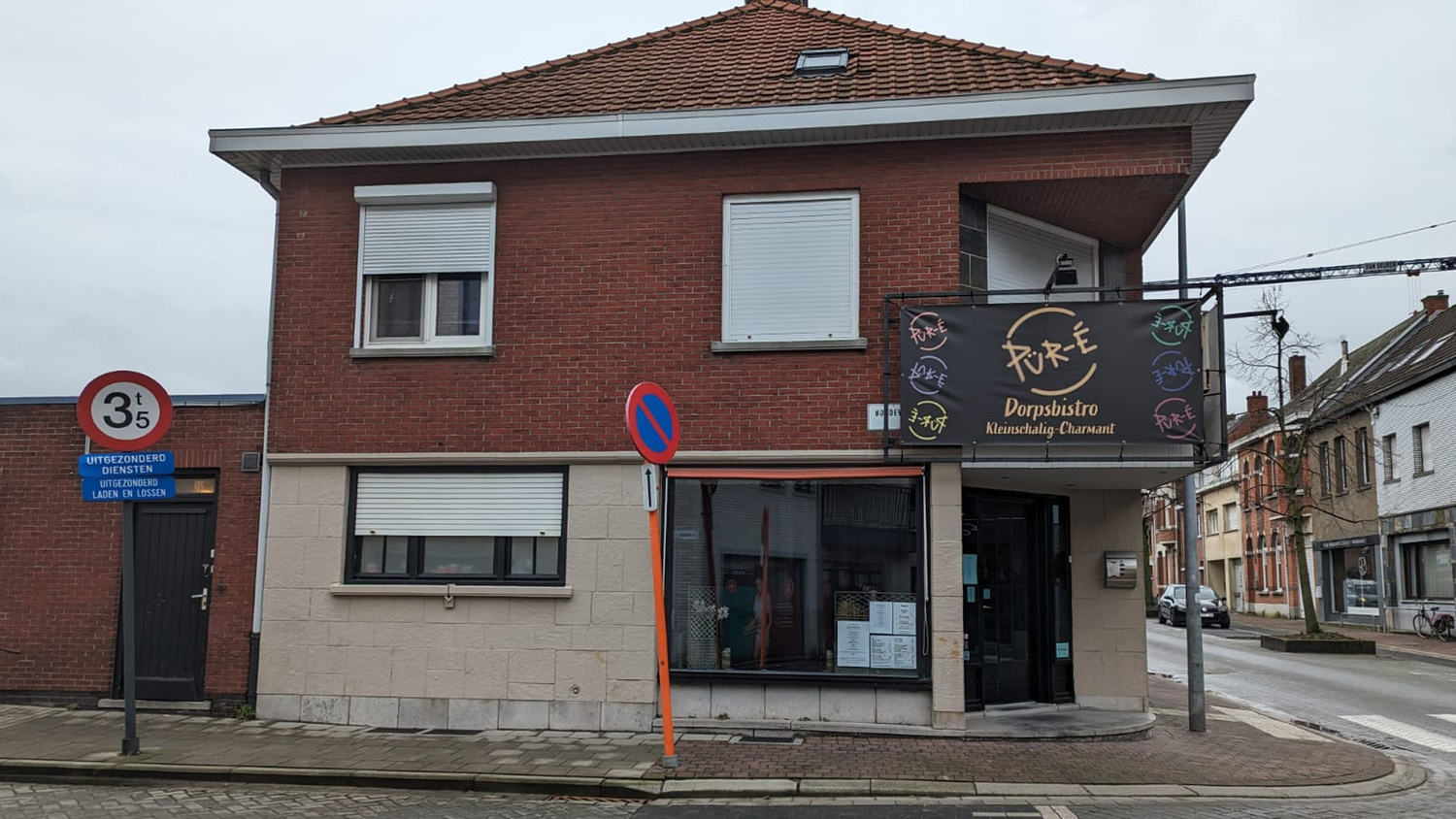 Dieven stelen wisselgeld bij inbraak in 2 restaurants in Beerse | RTV