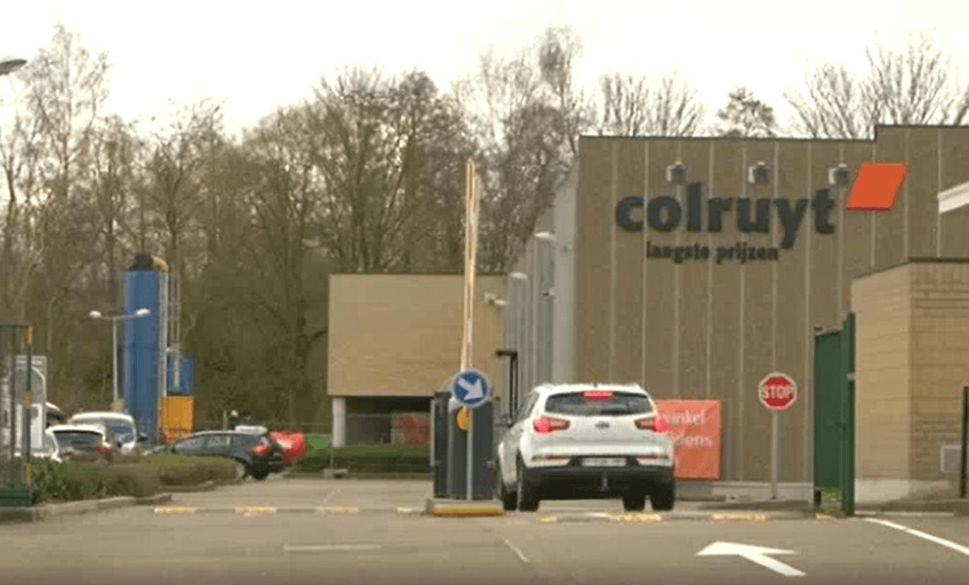 Twintiger krijgt twee jaar cel voor reeks diefstallen bij Colruyt | RTV