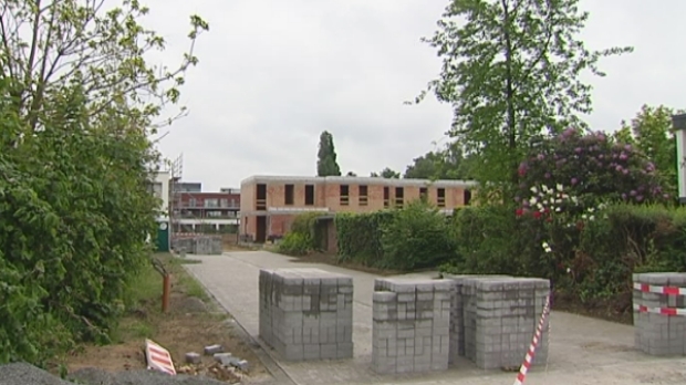 Ruisbroek viert vernieuwd dorpsgedeelte Leipark | RTV