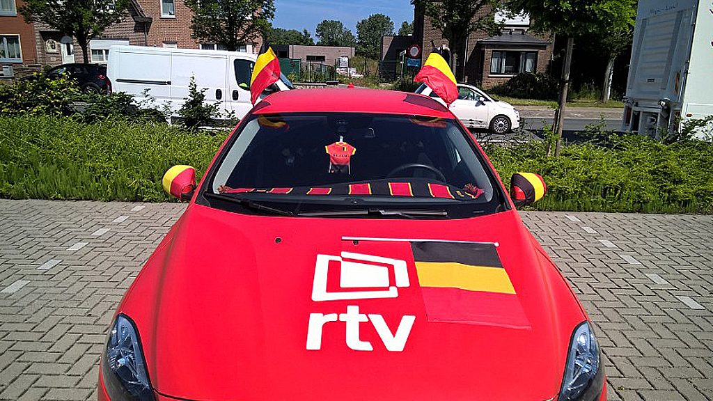 Je auto pimpen in EK-kleuren, mag dat? | RTV