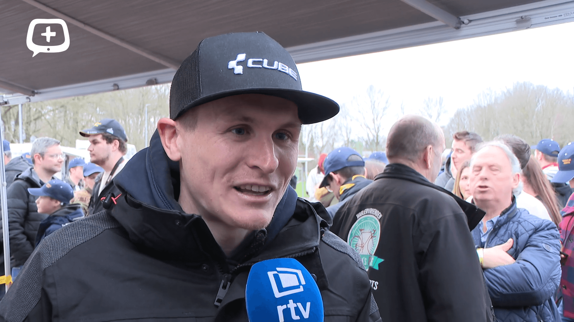 Ook teamgenoten én broer Thijs zijn blij met terugkeer Aerts | RTV