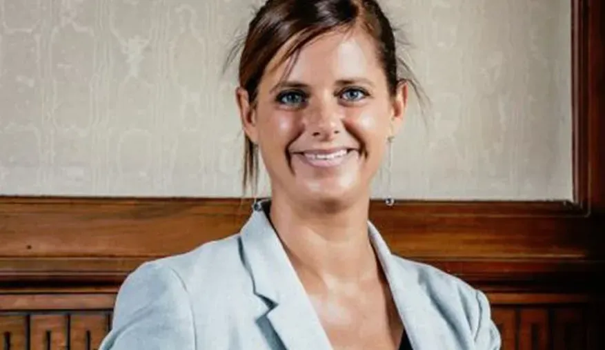 Open VLD krijgt zware klappen en blijft net boven kiesdrempel | RTV