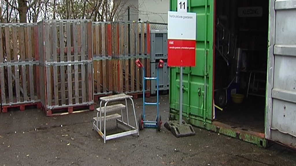 Inwoners Mol en Balen gaan veel naar het containerpark | RTV