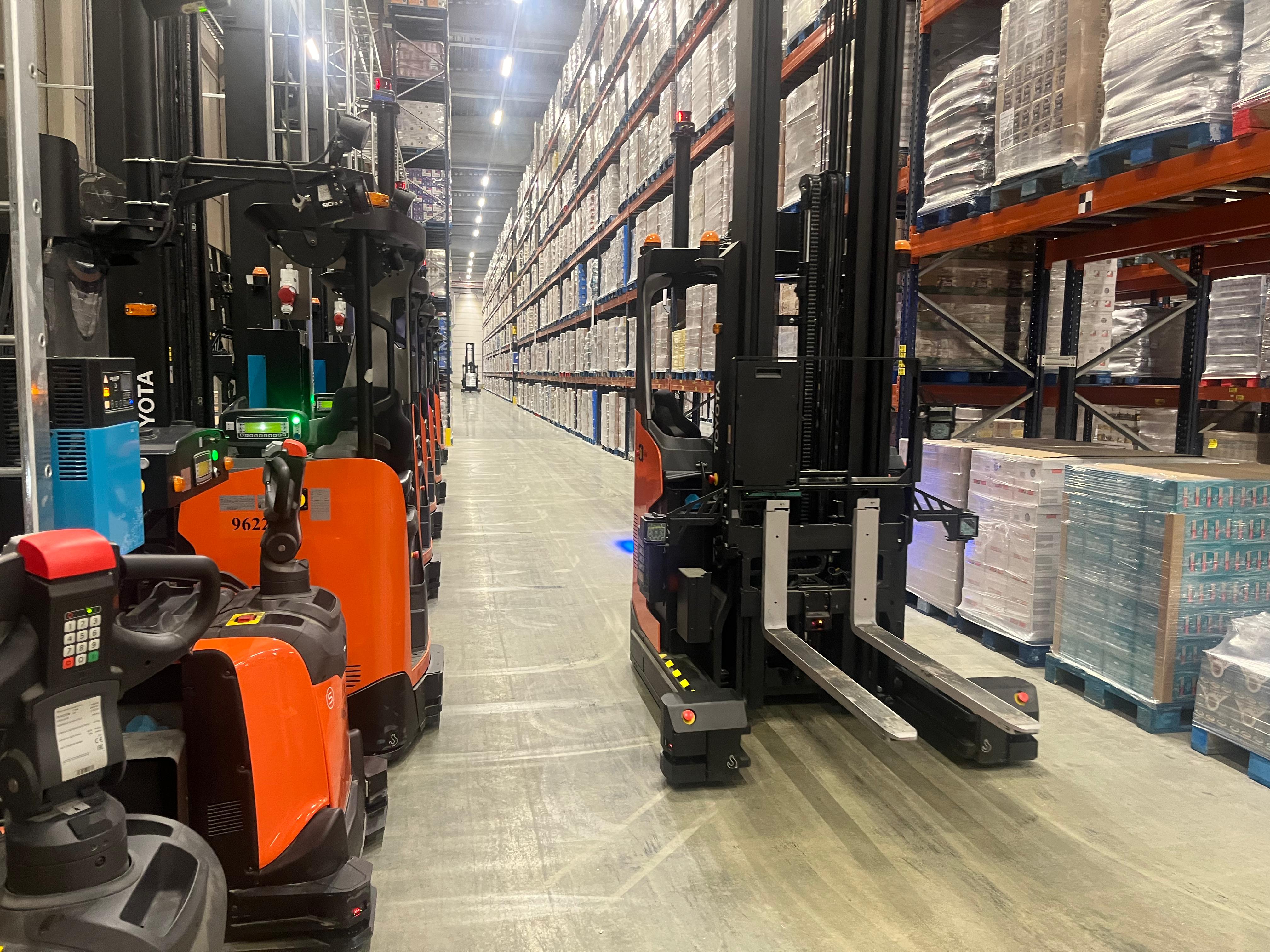 Distrilog zet in op geautomatiseerd magazijn: "Maar nog altijd mensen ...