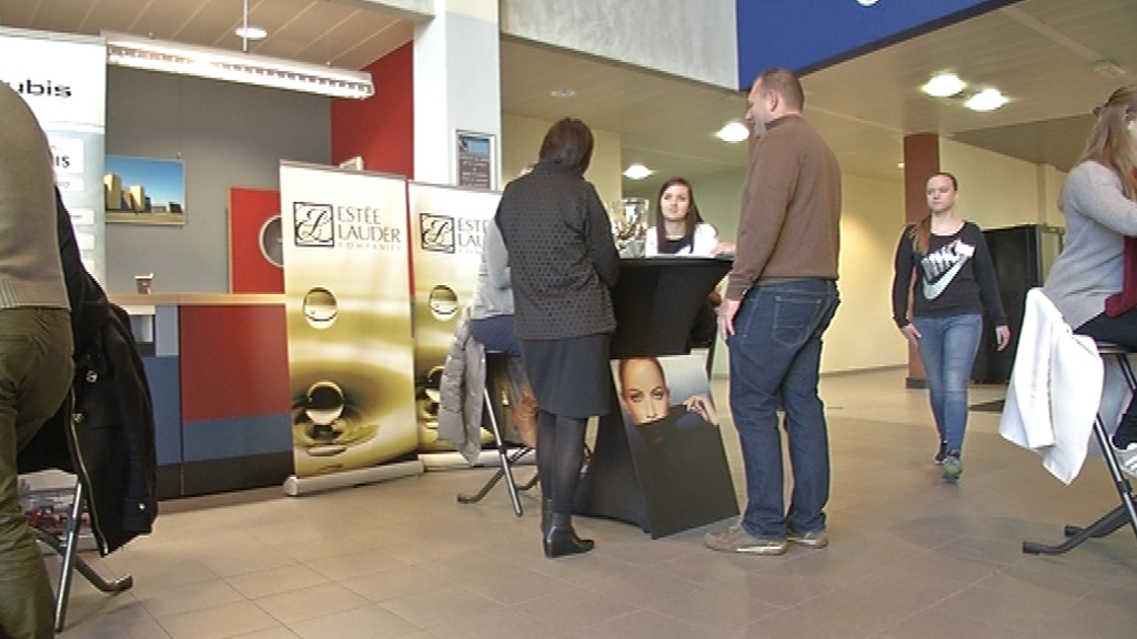1200 studenten op jobbeurs Campus De Nayer | RTV