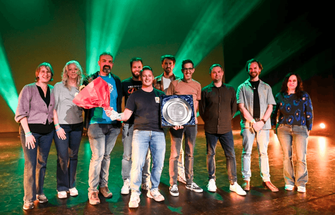 Olmenaar wint comedywedstrijd "De Schaal Lies Lefever" | RTV