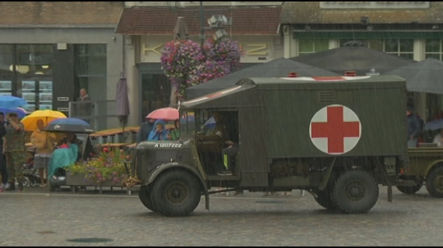 75 jaar bevrijding: militaire colonne komt aan in Mechelen | RTV