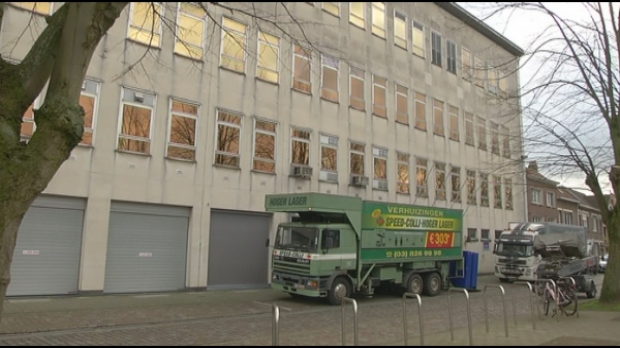 Politie Neteland heeft (tijdelijk) nieuw hoofdkantoor | RTV