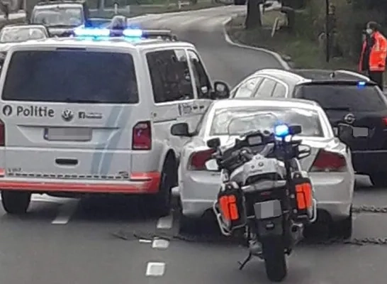Politieagent Met De Dood Bedreigd Snelheidsovertreder Uit Merksplas In