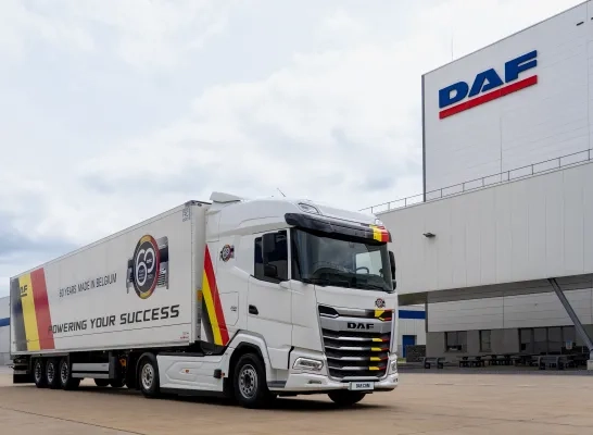 DAF Trucks viert 60 jaar productie in Oevel met exclusieve vrachtwagen ...