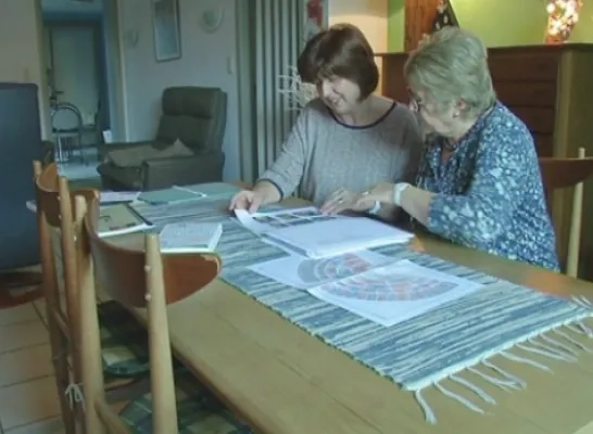 2 zussen maken 500 jaar oude familiestamboom Van Bael | RTV 2 zussen maken 500 jaar oude familiestamboom Van Bael | RTV